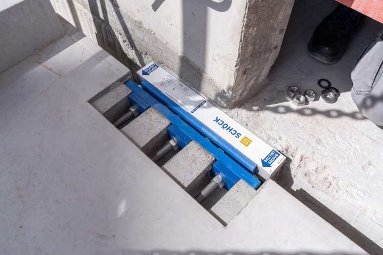 Schöck Isokorb IQ: Praxistest für flexible Balkonmontage